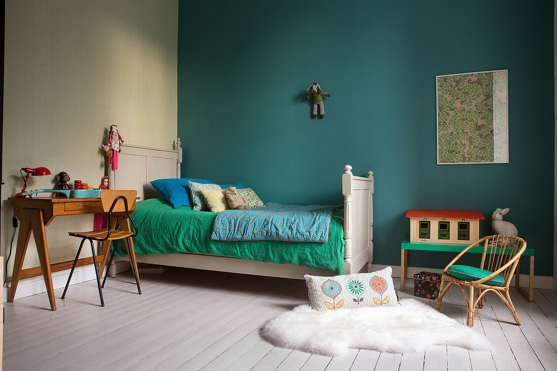 Creating a Child's Sleep Environment to Aid Sleep | Land of Beds